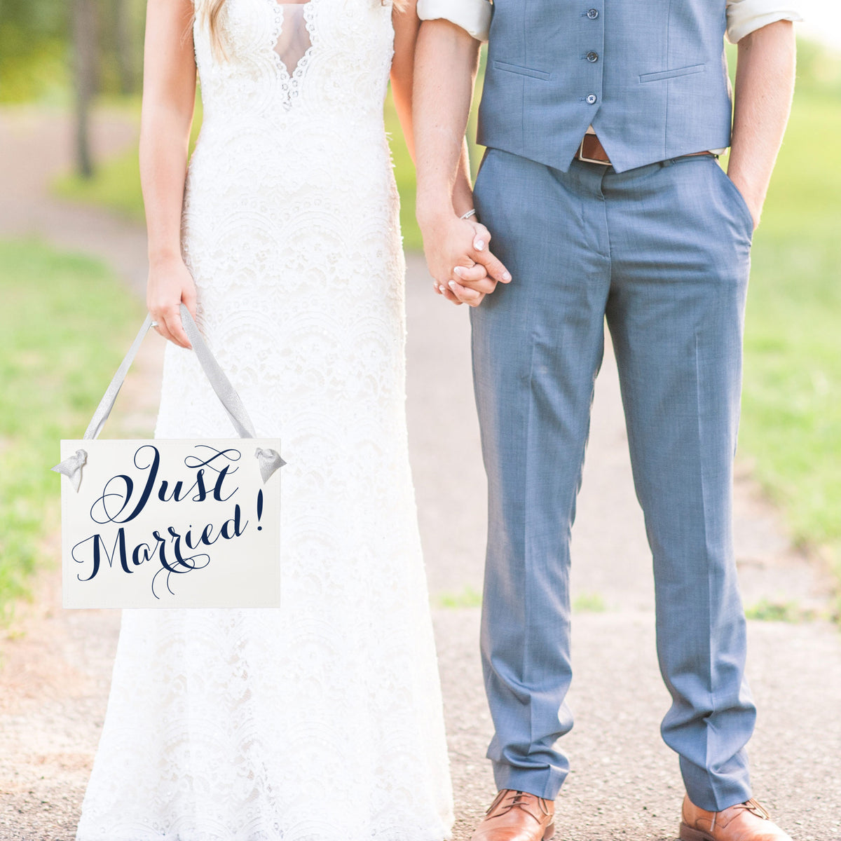 Just Married | Hanging Wedding Banner for Bride and Groom - Ritzy Rose